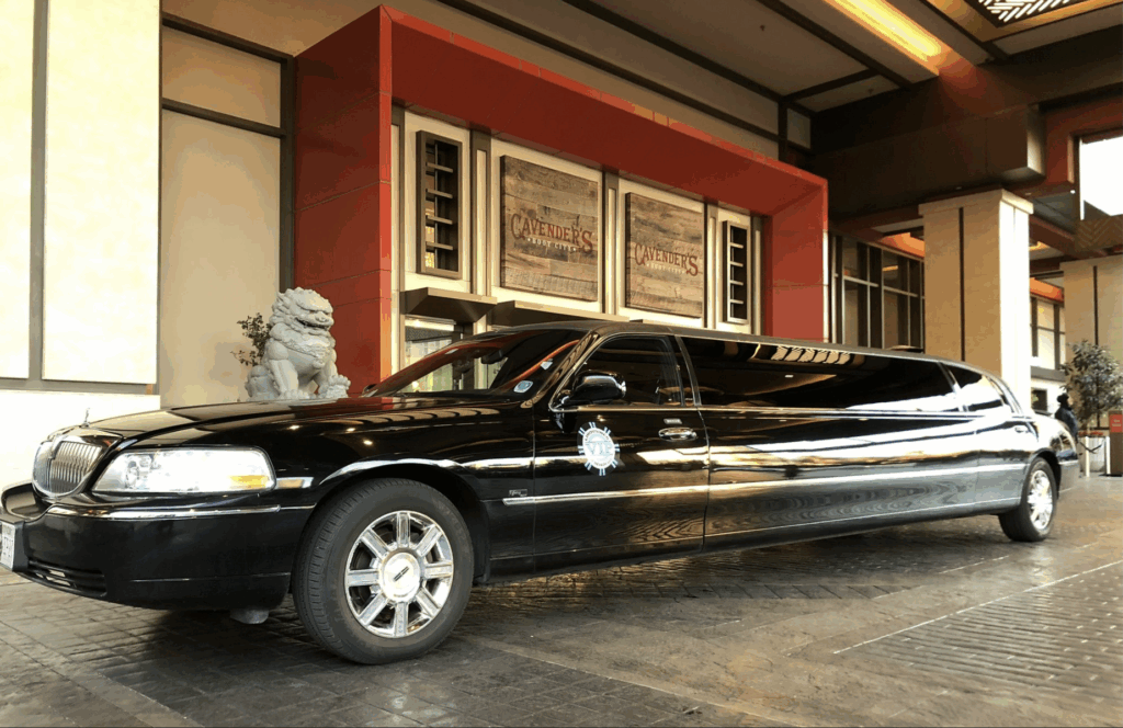 Traditional Stretched Limousine - Limo Service Las Vegas